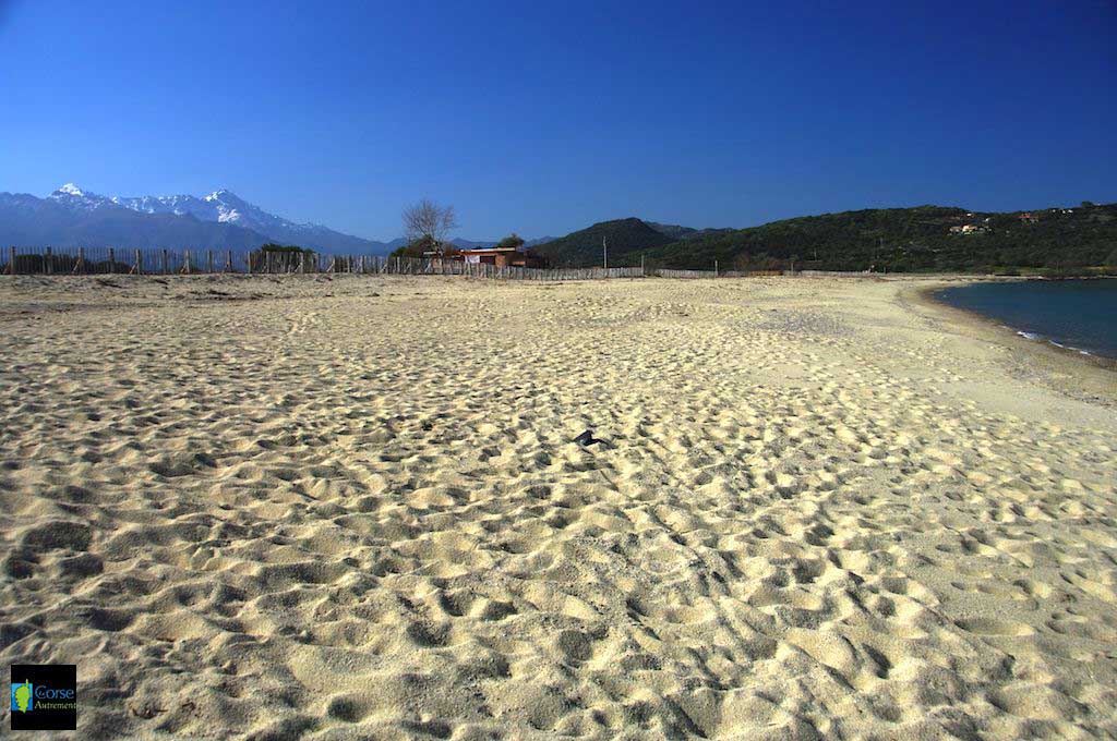 La Plage de Lozari en Corse