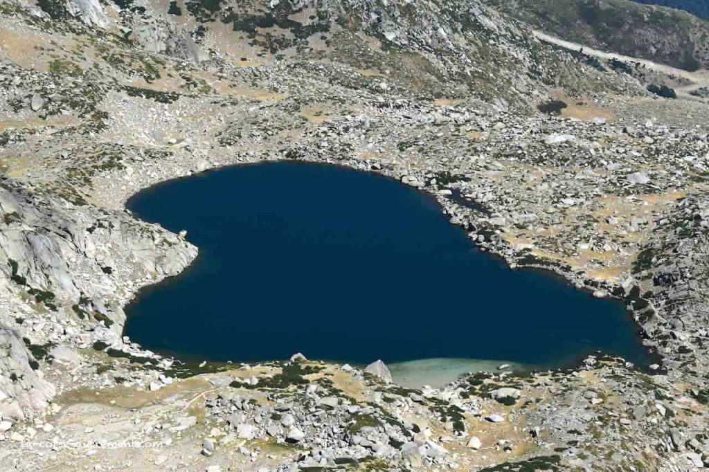 Randonnée en Corse - Monte Renoso et le Lac de Bastani Randonnée en Corse - Monte Renoso et le Lac de Bastani