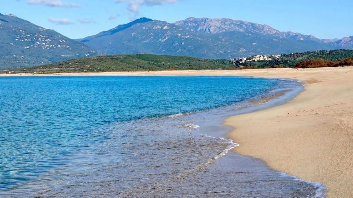 La plage de Portigliolo en Corse du Sud > Blog La Corse Autrement